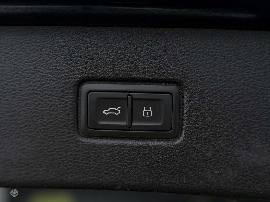 Black Audi Q7 2019 in Vilnius, with an engine capacity of 2.97 L and mileage of 413 thousand km for 19990 €, photo 14 on AUTOMOTO.COM.LV
