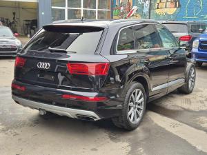 Black Audi Q7 2019 in Vilnius, with an engine capacity of 1.98 L and mileage of 139 thousand km for 10900 €, photo  on AUTOMOTO.COM.LV