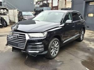 Black Audi Q7 2019 in Vilnius, with an engine capacity of 1.98 L and mileage of 139 thousand km for 10900 €, photo 5 on AUTOMOTO.COM.LV