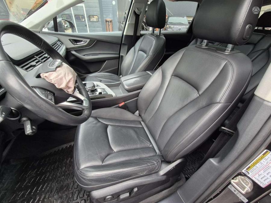 Black Audi Q7 2019 in Vilnius, with an engine capacity of 1.98 L and mileage of 139 thousand km for 10900 €, photo 9 on AUTOMOTO.COM.LV