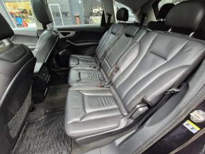 Black Audi Q7 2019 in Vilnius, with an engine capacity of 1.98 L and mileage of 139 thousand km for 10900 €, photo 10 on AUTOMOTO.COM.LV