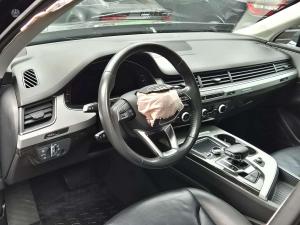 Black Audi Q7 2019 in Vilnius, with an engine capacity of 1.98 L and mileage of 139 thousand km for 10900 €, photo 16 on AUTOMOTO.COM.LV