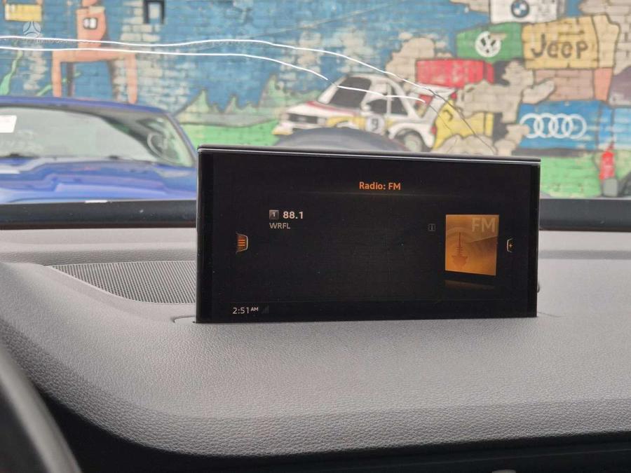 Black Audi Q7 2019 in Vilnius, with an engine capacity of 1.98 L and mileage of 139 thousand km for 10900 €, photo 17 on AUTOMOTO.COM.LV