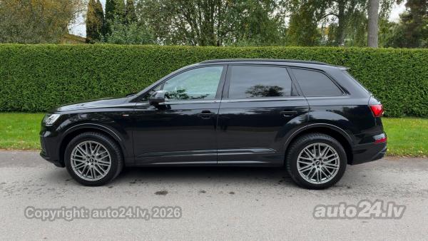 Black Audi Q7 2019 in Tallinn, with an engine capacity of 3.00 L and mileage of 119 thousand km for 48000 €, photo 1 on AUTOMOTO.COM.LV