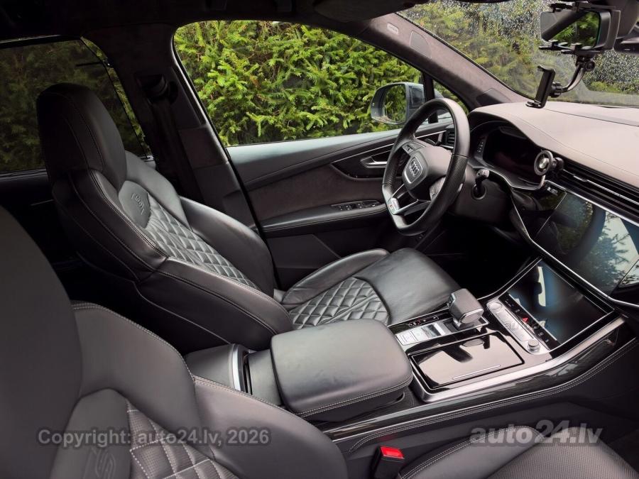 Black Audi Q7 2019 in Tallinn, with an engine capacity of 3.00 L and mileage of 119 thousand km for 48000 €, photo 5 on AUTOMOTO.COM.LV