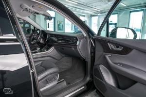 Melns Audi Q7 2020 Marijampole, ar dzinēja tilpumu 3.00 L un nobraukumu 113 tūkst. km par 46650 €, foto 35 vietnē AUTOMOTO.COM.LV