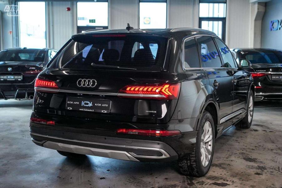 Black Audi Q7 2020 in Marijampole, with an engine capacity of 3.00 L and mileage of 113 thousand km for 42950 €, photo 13 on AUTOMOTO.COM.LV
