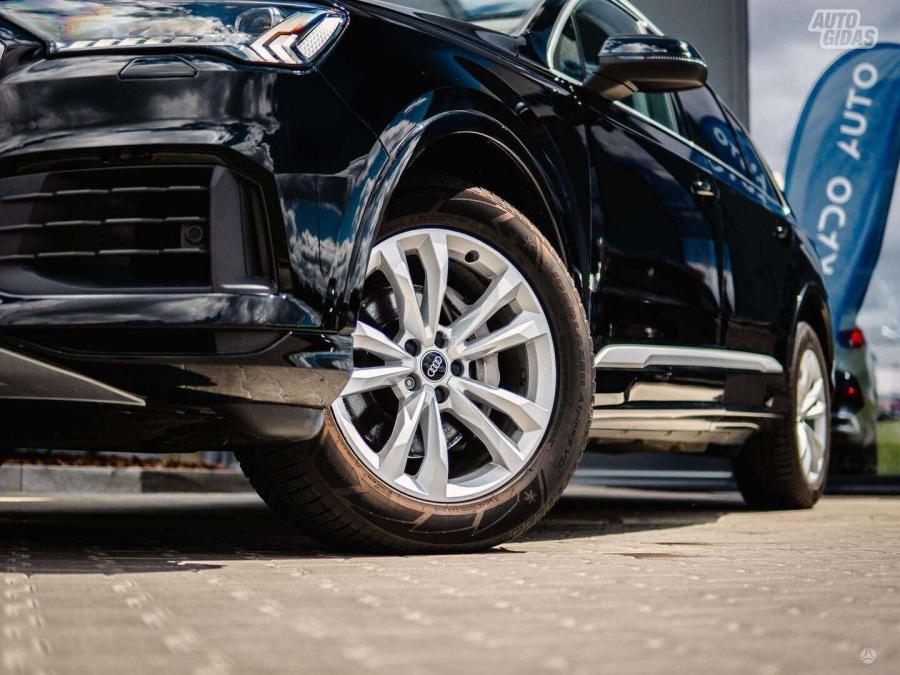 Black Audi Q7 2020 in Marijampole, with an engine capacity of 3.00 L and mileage of 113 thousand km for 39950 €, photo 7 on AUTOMOTO.COM.LV