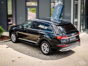 Black Audi Q7 2020 in Marijampole, with an engine capacity of 3.00 L and mileage of 113 thousand km for 39950 €, photo 10 on AUTOMOTO.COM.LV