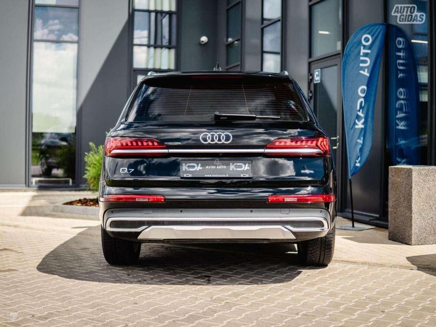 Black Audi Q7 2020 in Marijampole, with an engine capacity of 3.00 L and mileage of 113 thousand km for 39950 €, photo 11 on AUTOMOTO.COM.LV