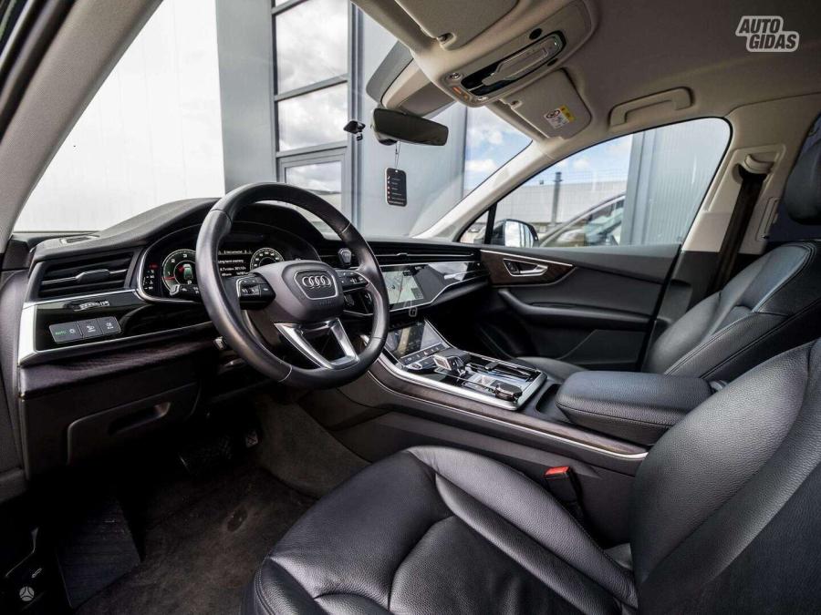 Black Audi Q7 2020 in Marijampole, with an engine capacity of 3.00 L and mileage of 113 thousand km for 39950 €, photo 20 on AUTOMOTO.COM.LV