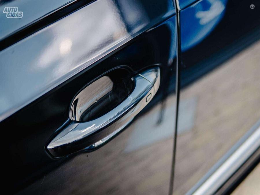 Black Audi Q7 2020 in Marijampole, with an engine capacity of 3.00 L and mileage of 113 thousand km for 39950 €, photo 27 on AUTOMOTO.COM.LV