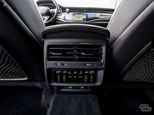 Black Audi Q7 2020 in Marijampole, with an engine capacity of 3.00 L and mileage of 113 thousand km for 39950 €, photo 30 on AUTOMOTO.COM.LV