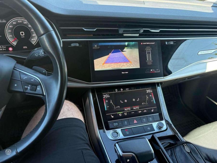 Черный Ауди Ку 7 2020 в Плунге, объемом двигателя 2.97 л и пробегом 107 тыс. км за 45000 €, фото 7 на AUTOMOTO.COM.LV