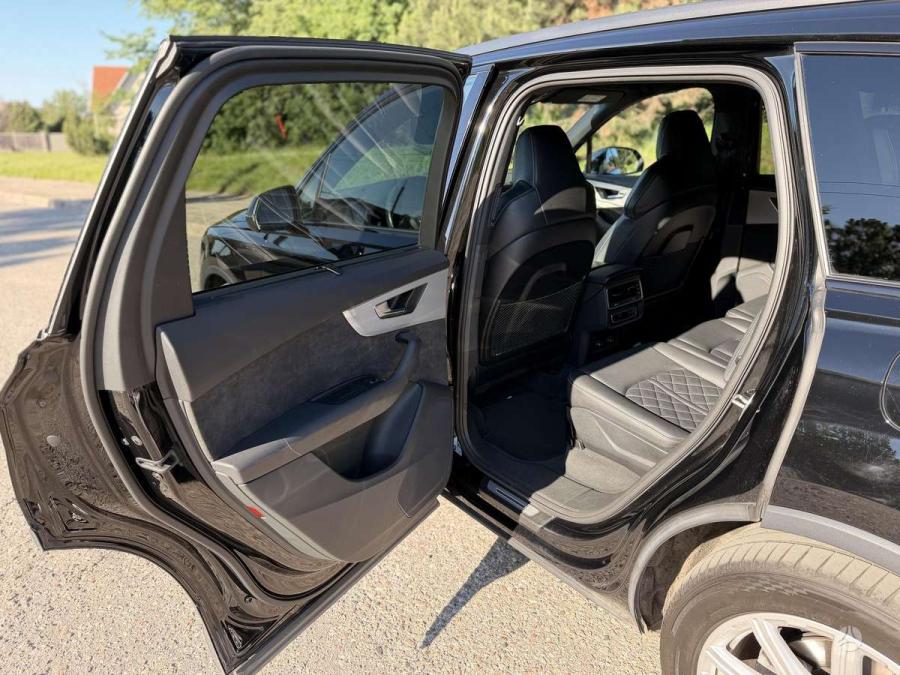 Melns Audi Q7 2020 Kauņa, ar dzinēja tilpumu 3.00 L un nobraukumu 104 tūkst. km par 45500 €, foto 14 vietnē AUTOMOTO.COM.LV