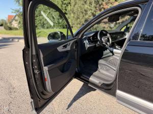 Melns Audi Q7 2020 Kauņa, ar dzinēja tilpumu 3.00 L un nobraukumu 104 tūkst. km par 45500 €, foto 18 vietnē AUTOMOTO.COM.LV
