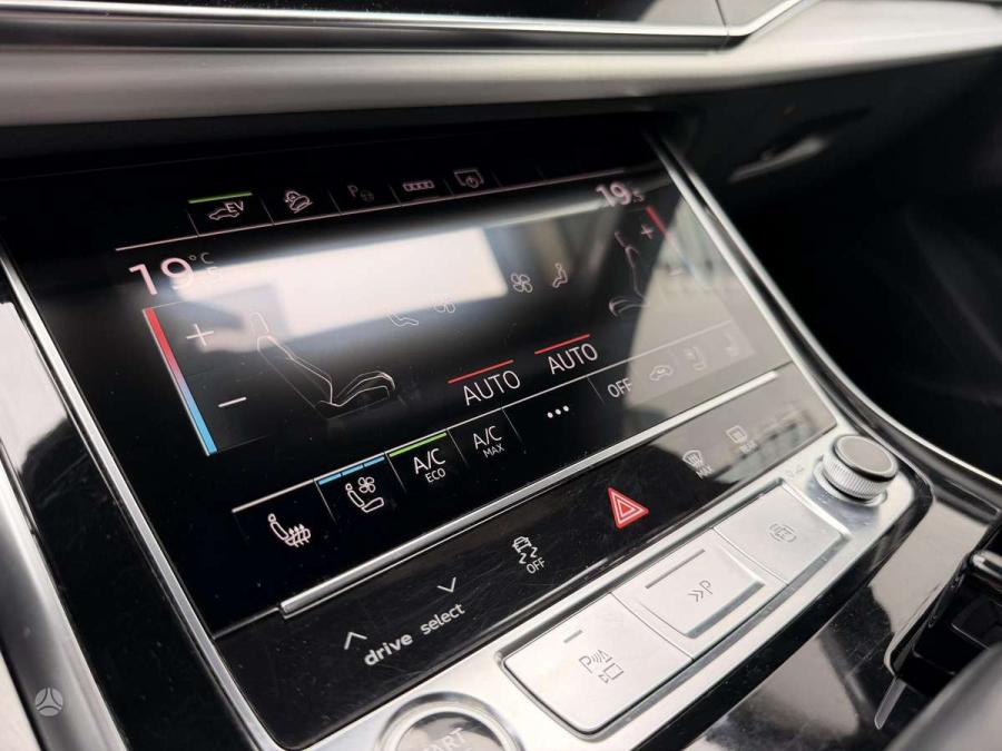Melns Audi Q7 2020 Kauņa, ar dzinēja tilpumu 3.00 L un nobraukumu 104 tūkst. km par 45500 €, foto 28 vietnē AUTOMOTO.COM.LV
