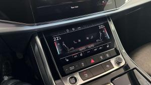 Черный Ауди Ку 7 2020 в Вильнюс, объемом двигателя 2.97 л и пробегом 190 тыс. км за 37989 €, фото 14 на AUTOMOTO.COM.LV