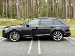 Black Audi Q7 2020 in Riga, with an engine capacity of 3.00 L and mileage of 138 thousand km for 37950 €, photo 5 on AUTOMOTO.COM.LV