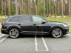 Black Audi Q7 2020 in Riga, with an engine capacity of 3.00 L and mileage of 138 thousand km for 37950 €, photo 6 on AUTOMOTO.COM.LV