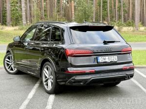 Black Audi Q7 2020 in Riga, with an engine capacity of 3.00 L and mileage of 138 thousand km for 37950 €, photo 9 on AUTOMOTO.COM.LV