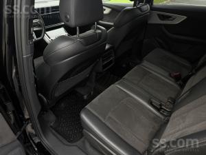 Black Audi Q7 2020 in Riga, with an engine capacity of 3.00 L and mileage of 138 thousand km for 37950 €, photo 11 on AUTOMOTO.COM.LV