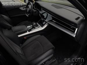 Black Audi Q7 2020 in Riga, with an engine capacity of 3.00 L and mileage of 138 thousand km for 37950 €, photo 13 on AUTOMOTO.COM.LV