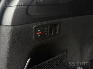 Black Audi Q7 2020 in Riga, with an engine capacity of 3.00 L and mileage of 138 thousand km for 37950 €, photo 14 on AUTOMOTO.COM.LV