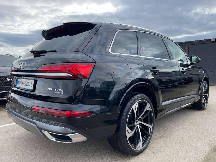 Melns Audi Q7 2021 Viļņa, ar dzinēja tilpumu 3.00 L un nobraukumu 127 tūkst. km par 45300 €, foto 7 vietnē AUTOMOTO.COM.LV