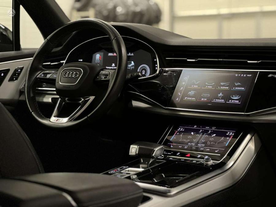 Black Audi Q7 2021 in Vilnius, with an engine capacity of 3.00 L and mileage of 168 thousand km for 45990 €, photo 20 on AUTOMOTO.COM.LV