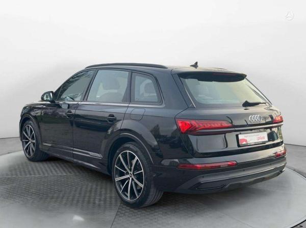 Melns Audi Q7 2021 Viļņa, ar dzinēja tilpumu 3.00 L un nobraukumu 86 tūkst. km par 48990 €, foto 3 vietnē AUTOMOTO.COM.LV