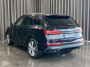 Black Audi Q7 2021 in Marijampole, with an engine capacity of 3.00 L and mileage of 97 thousand km for 42250 €, photo 8 on AUTOMOTO.COM.LV