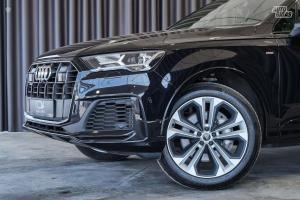 Black Audi Q7 2021 in Marijampole, with an engine capacity of 3.00 L and mileage of 98 thousand km for 41850 €, photo 7 on AUTOMOTO.COM.LV