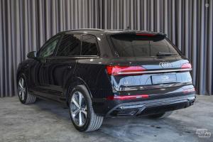 Black Audi Q7 2021 in Marijampole, with an engine capacity of 3.00 L and mileage of 98 thousand km for 41850 €, photo 9 on AUTOMOTO.COM.LV