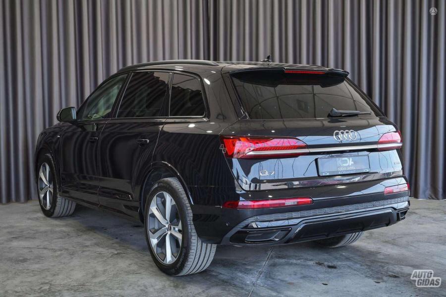 Black Audi Q7 2021 in Marijampole, with an engine capacity of 3.00 L and mileage of 98 thousand km for 41850 €, photo 9 on AUTOMOTO.COM.LV