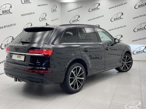 Black Audi Q7 2021 in Avizieniai, with an engine capacity of 3.00 L and mileage of 46 thousand km for 41900 €, photo 3 on AUTOMOTO.COM.LV