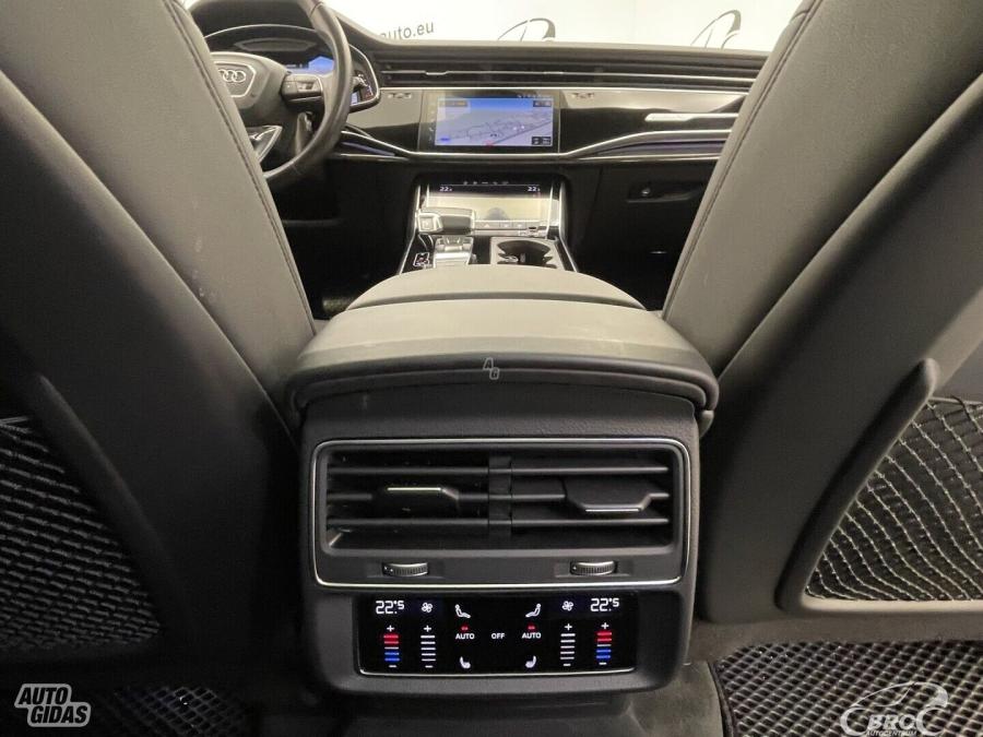 Black Audi Q7 2021 in Avizieniai, with an engine capacity of 3.00 L and mileage of 46 thousand km for 41900 €, photo 16 on AUTOMOTO.COM.LV