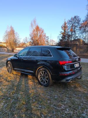 Melns Audi Q7 2021 Valga, ar dzinēja tilpumu 3.00 L un nobraukumu 150 tūkst. km par 43000 €, foto 4 vietnē AUTOMOTO.COM.LV