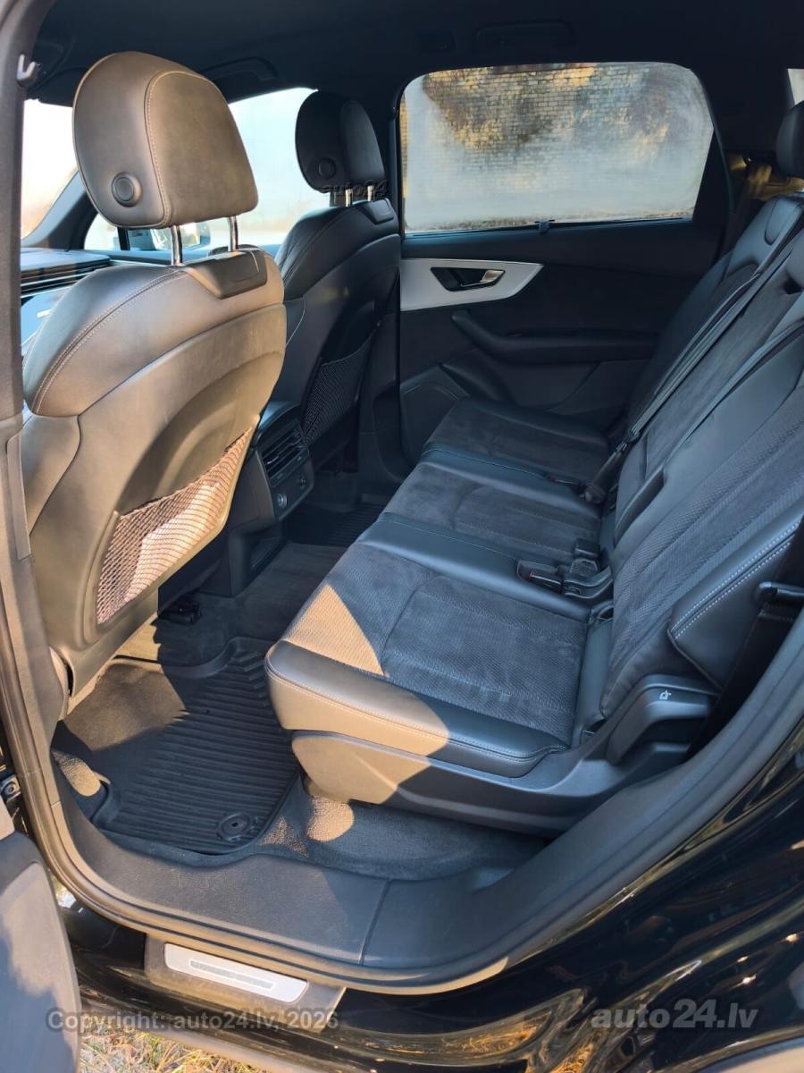 Melns Audi Q7 2021 Valga, ar dzinēja tilpumu 3.00 L un nobraukumu 150 tūkst. km par 43000 €, foto 17 vietnē AUTOMOTO.COM.LV