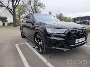 Black Audi Q7 2021 in Riga, with an engine capacity of 3.00 L and mileage of 98 thousand km for 52000 €, photo 3 on AUTOMOTO.COM.LV