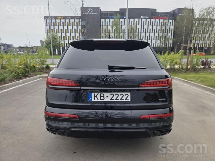 Black Audi Q7 2021 in Riga, with an engine capacity of 3.00 L and mileage of 98 thousand km for 52000 €, photo 8 on AUTOMOTO.COM.LV
