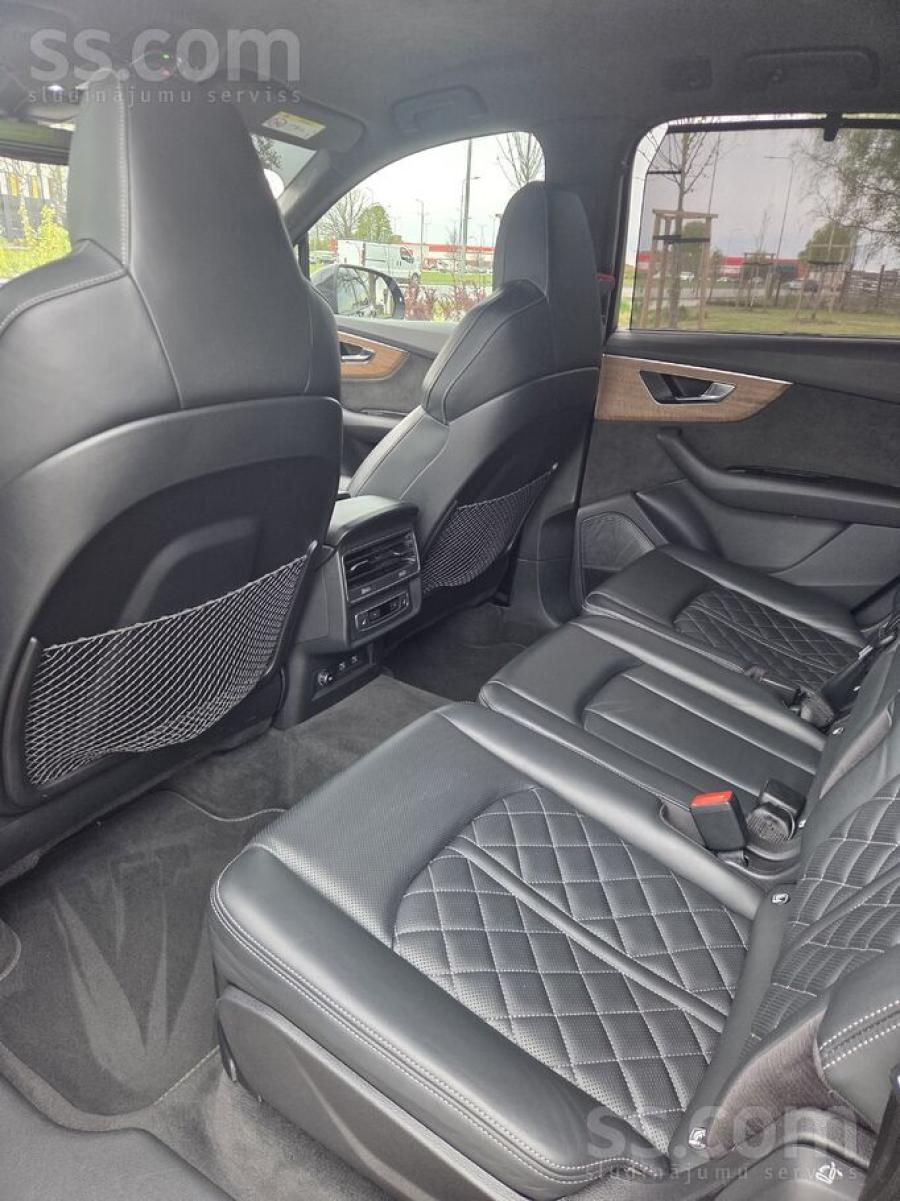 Black Audi Q7 2021 in Riga, with an engine capacity of 3.00 L and mileage of 98 thousand km for 52000 €, photo 18 on AUTOMOTO.COM.LV
