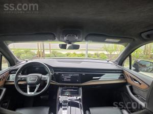 Black Audi Q7 2021 in Riga, with an engine capacity of 3.00 L and mileage of 98 thousand km for 52000 €, photo 20 on AUTOMOTO.COM.LV