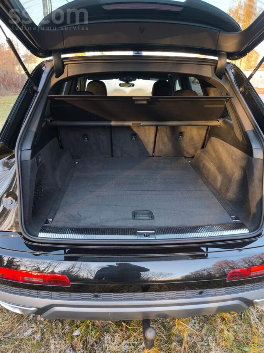 Black Audi Q7 2021 in Valka, with an engine capacity of 3.00 L and mileage of 149 thousand km for 40000 €, photo 6 on AUTOMOTO.COM.LV