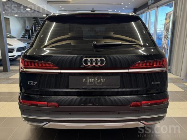 Black Audi Q7 2021 in Riga, with an engine capacity of 3.00 L and mileage of 135 thousand km for 37990 €, photo 5 on AUTOMOTO.COM.LV