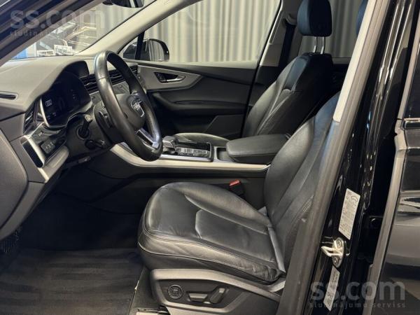 Black Audi Q7 2021 in Riga, with an engine capacity of 3.00 L and mileage of 135 thousand km for 37990 €, photo 7 on AUTOMOTO.COM.LV