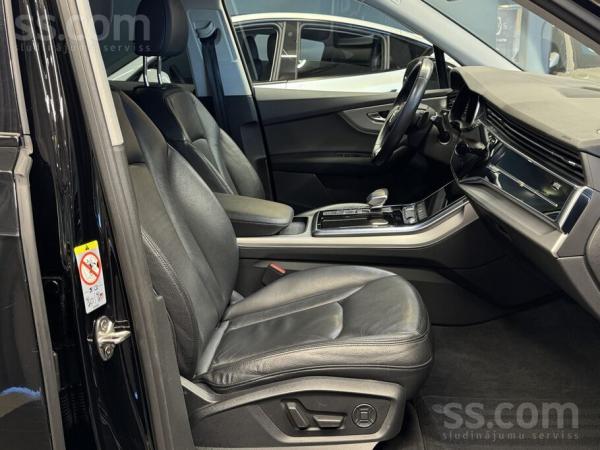 Black Audi Q7 2021 in Riga, with an engine capacity of 3.00 L and mileage of 135 thousand km for 37990 €, photo 9 on AUTOMOTO.COM.LV