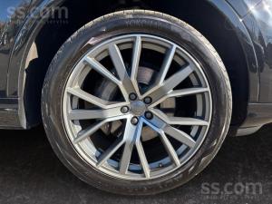 Black Audi Q7 2021 in Riga, with an engine capacity of 3.00 L and mileage of 92 thousand km for 39950 €, photo 15 on AUTOMOTO.COM.LV