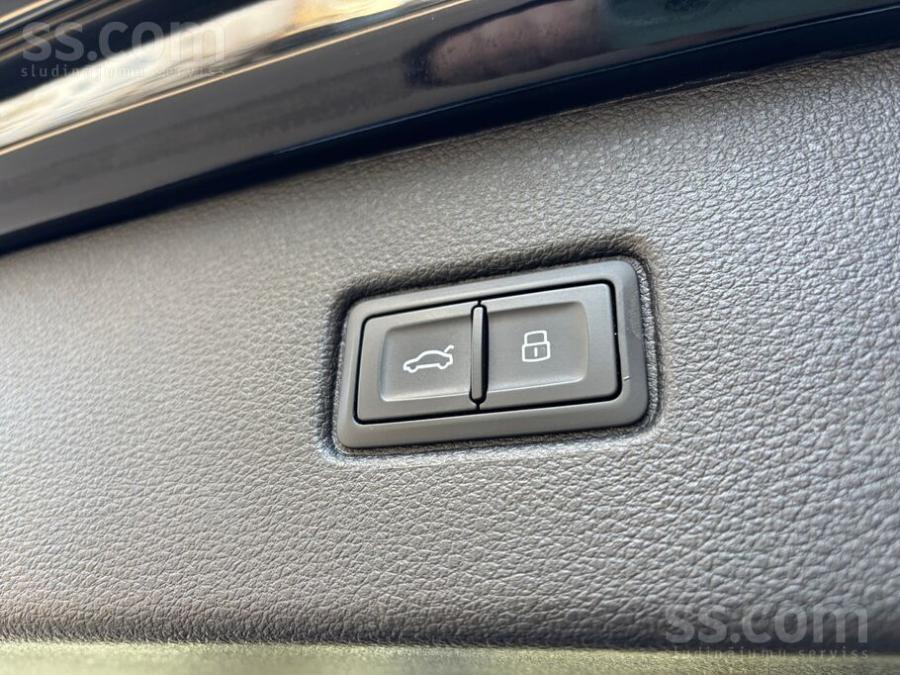 Black Audi Q7 2021 in Riga, with an engine capacity of 3.00 L and mileage of 92 thousand km for 39950 €, photo 22 on AUTOMOTO.COM.LV