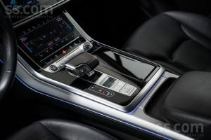 Black Audi Q7 2021 in Riga, with an engine capacity of 3.00 L and mileage of 77 thousand km for 42500 €, photo 13 on AUTOMOTO.COM.LV